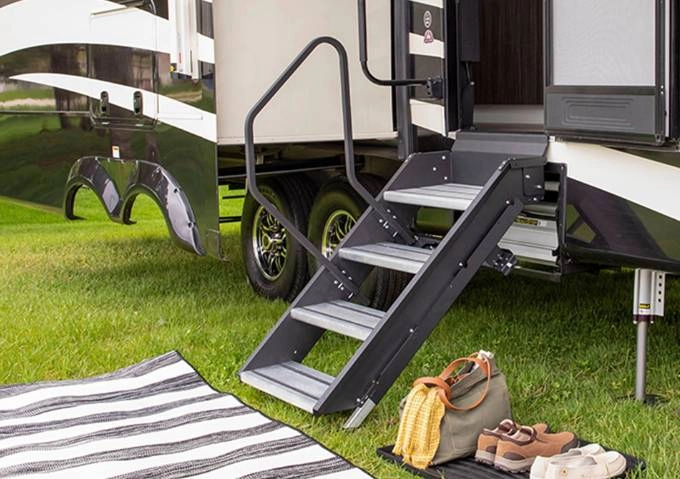 RV Entry Steps | Lippert